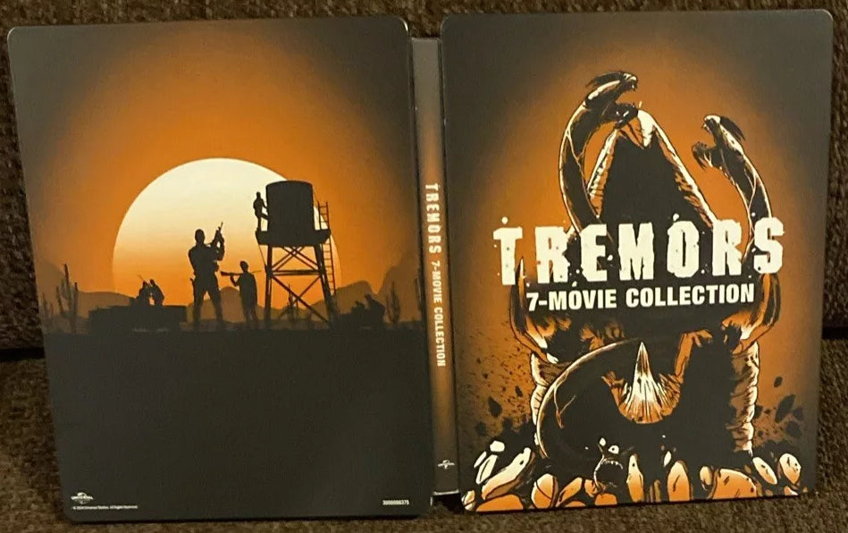 Tremors: 7-Movie Collection SteelBook - Glow in the Dark Edition (Excl ...